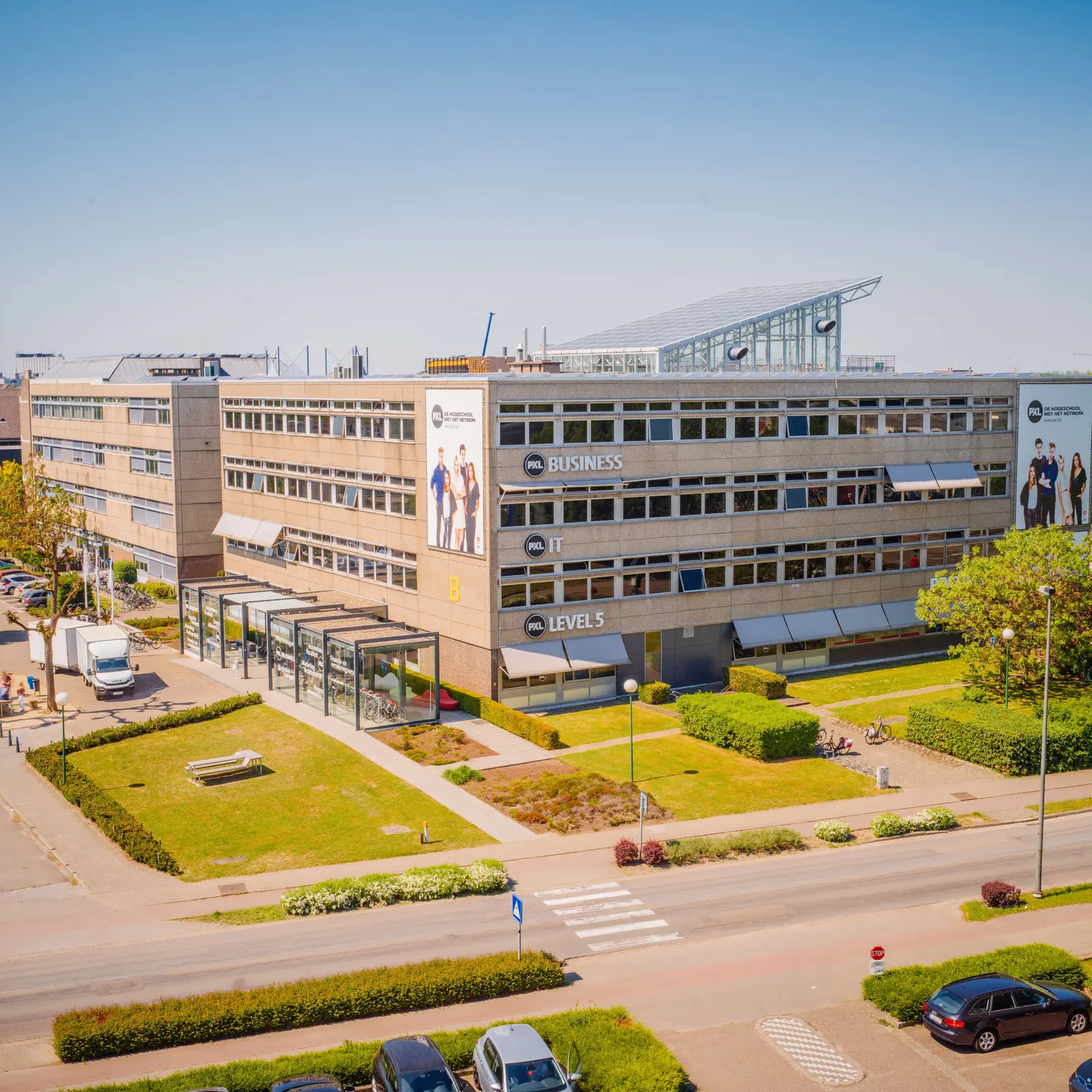 Campus Elfde Linie - Thuis van departementen PXL-Business, PXL-Digital ...