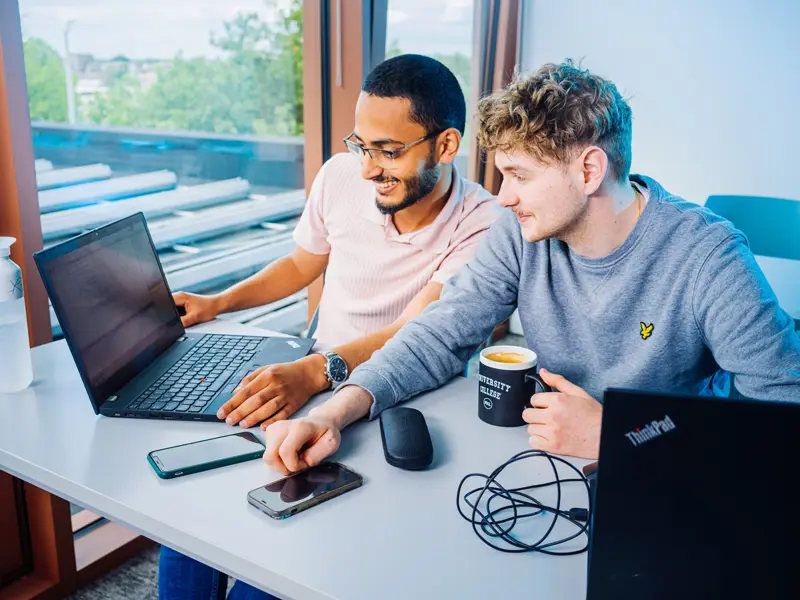 Campus Elfde Linie - Thuis van departementen PXL-Business, PXL-Digital ...